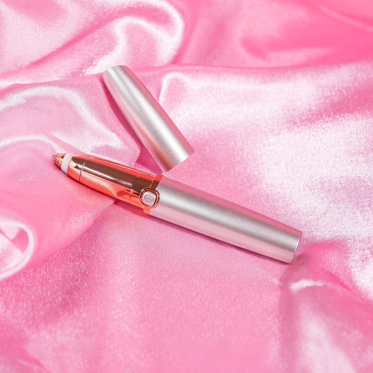 How to use the Roseskinco Freya Precision Eyebrow Hair Trimmer ...